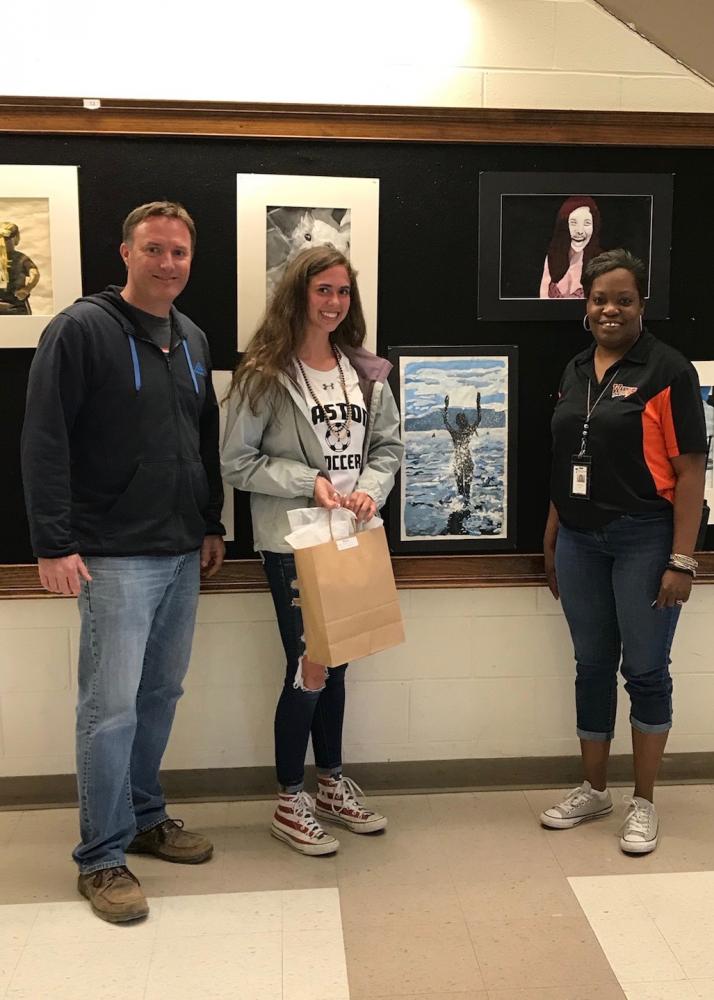 Miranda Walton is Ben Franklin Artist of the Month for April - Talbot Spy