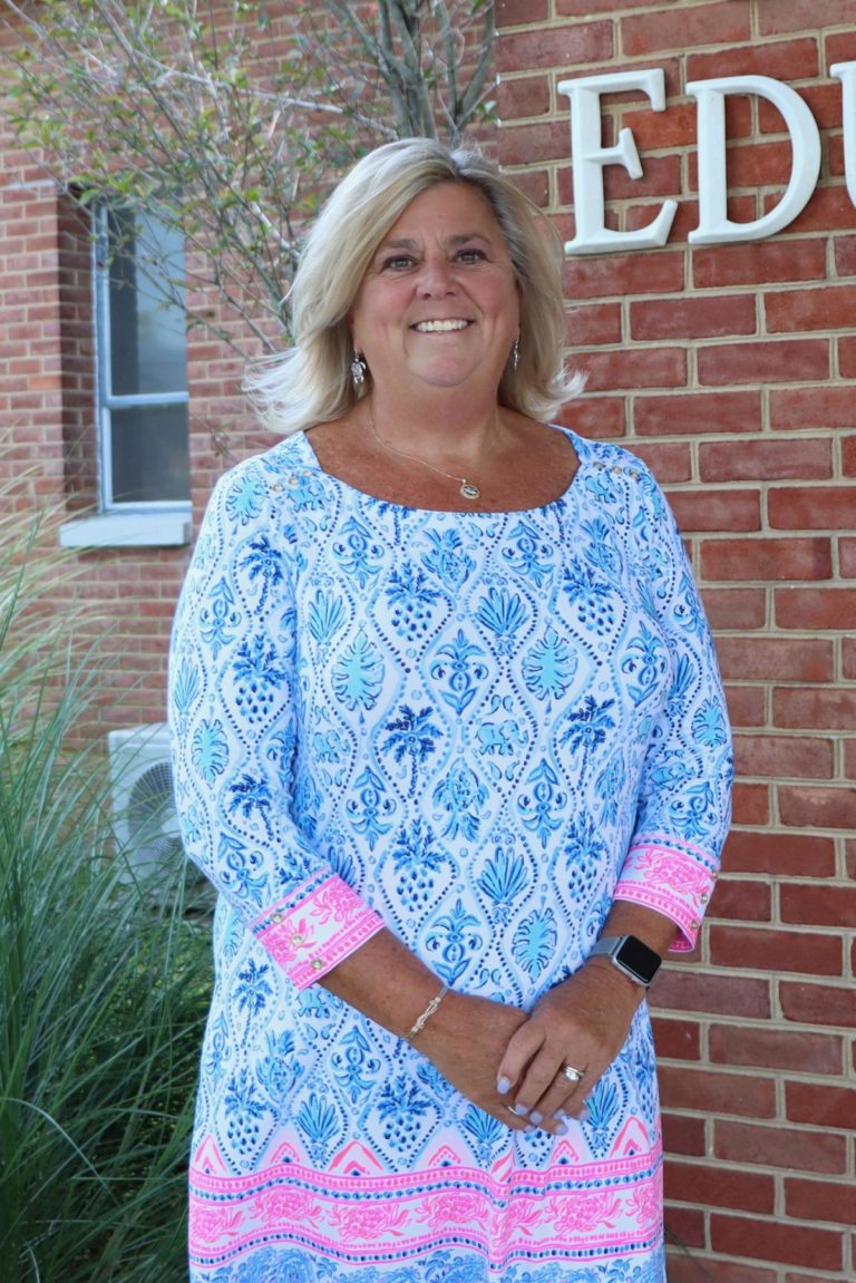 Dr. Kelly L. Griffith Named 2022 Maryland Superintendent of the Year ...